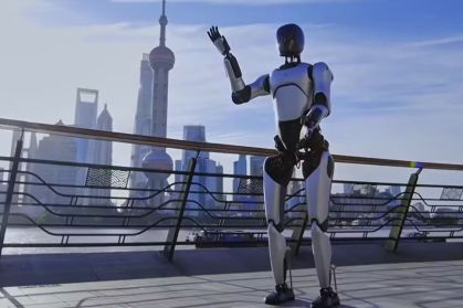 Robô chinês bate recorde mundial ao caminhar mais de 100 km - Folha de ...